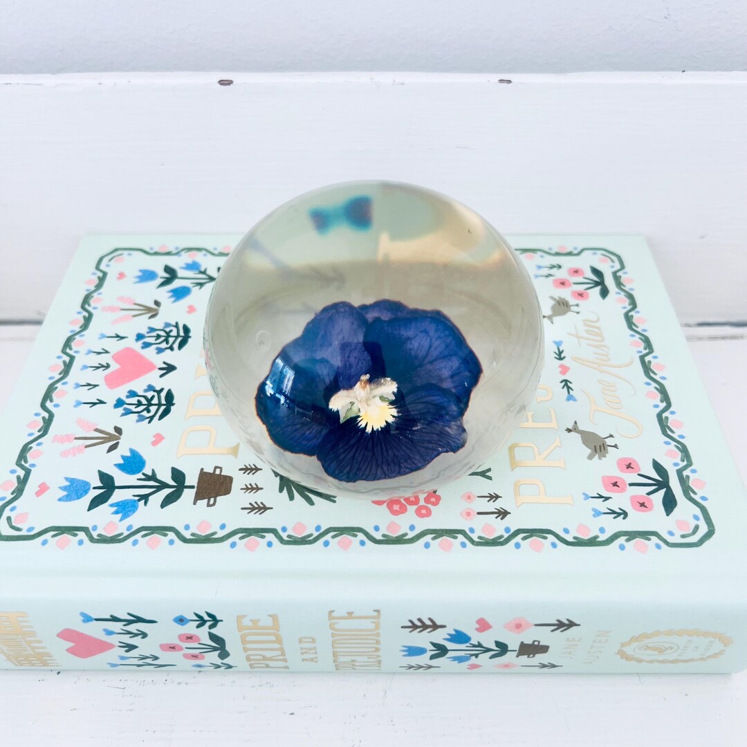 Vintage Tarax Infinity Pansy Paperweight Handcrafted in Canada 3” Desk ...