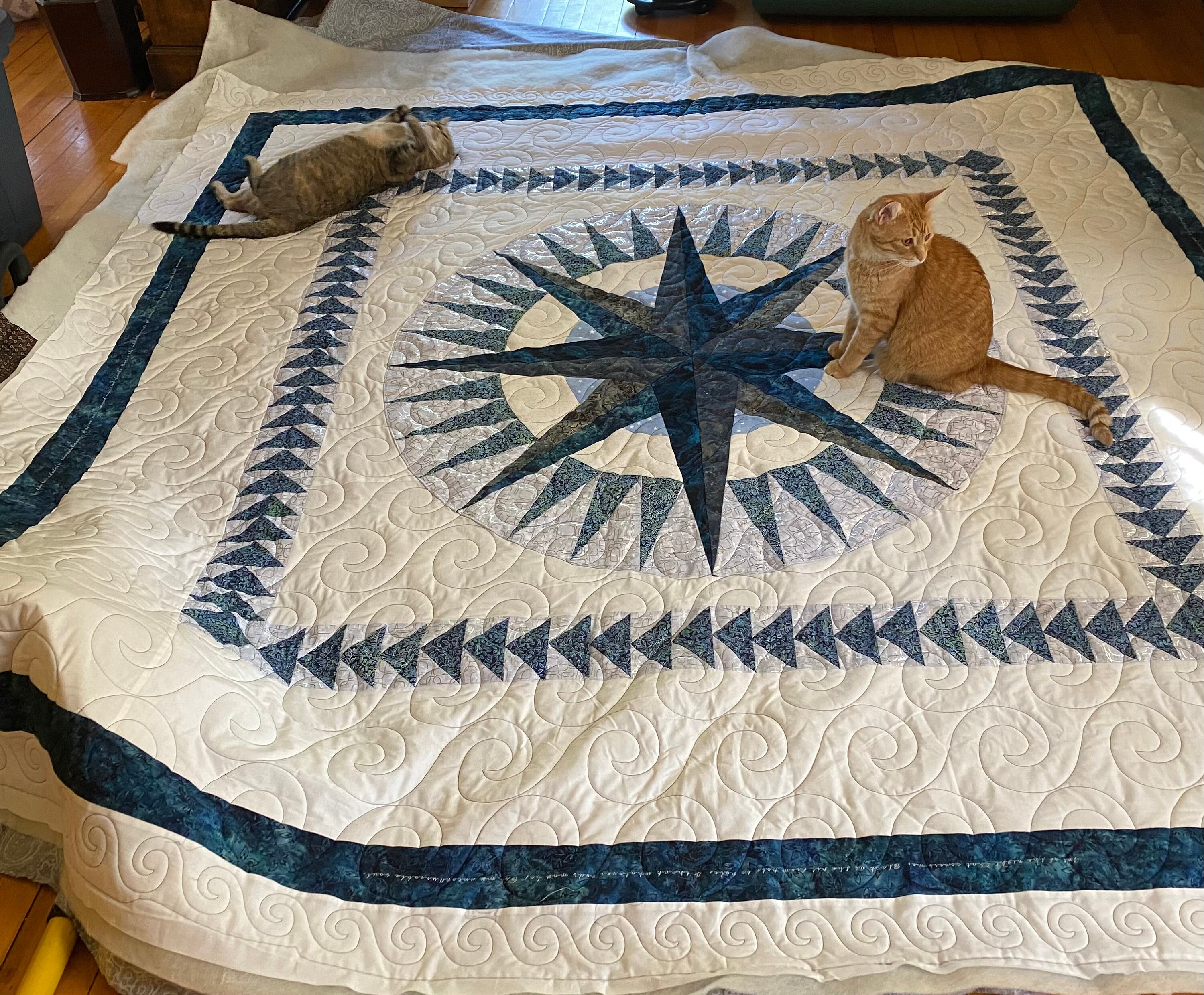 Stunning Centerpiece Quilts, Homemade Quilts, Heirloom Quilts Made to ...