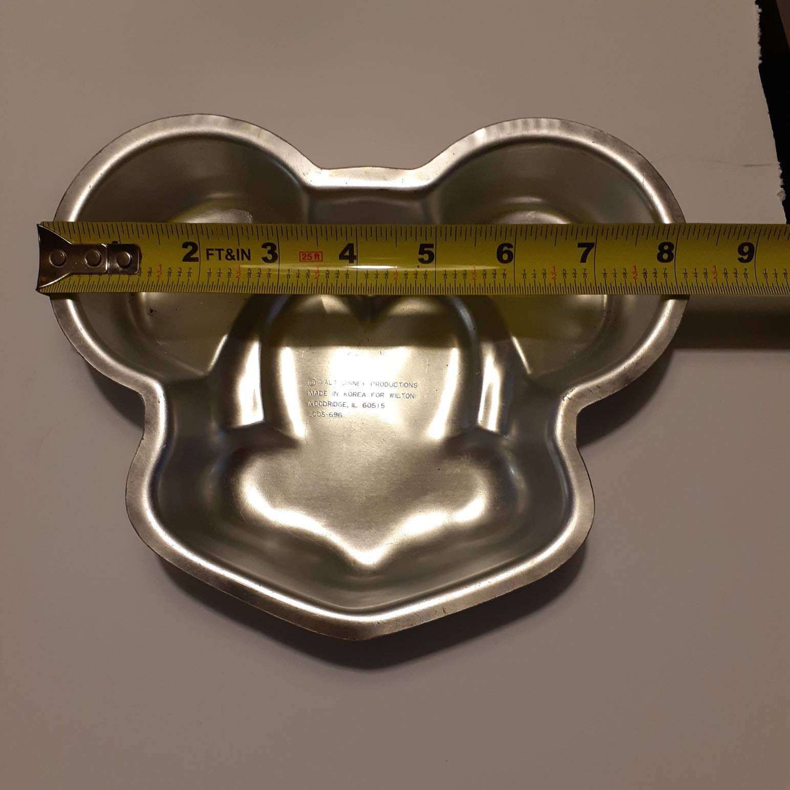 Minnie Mouse Face Cake Pan