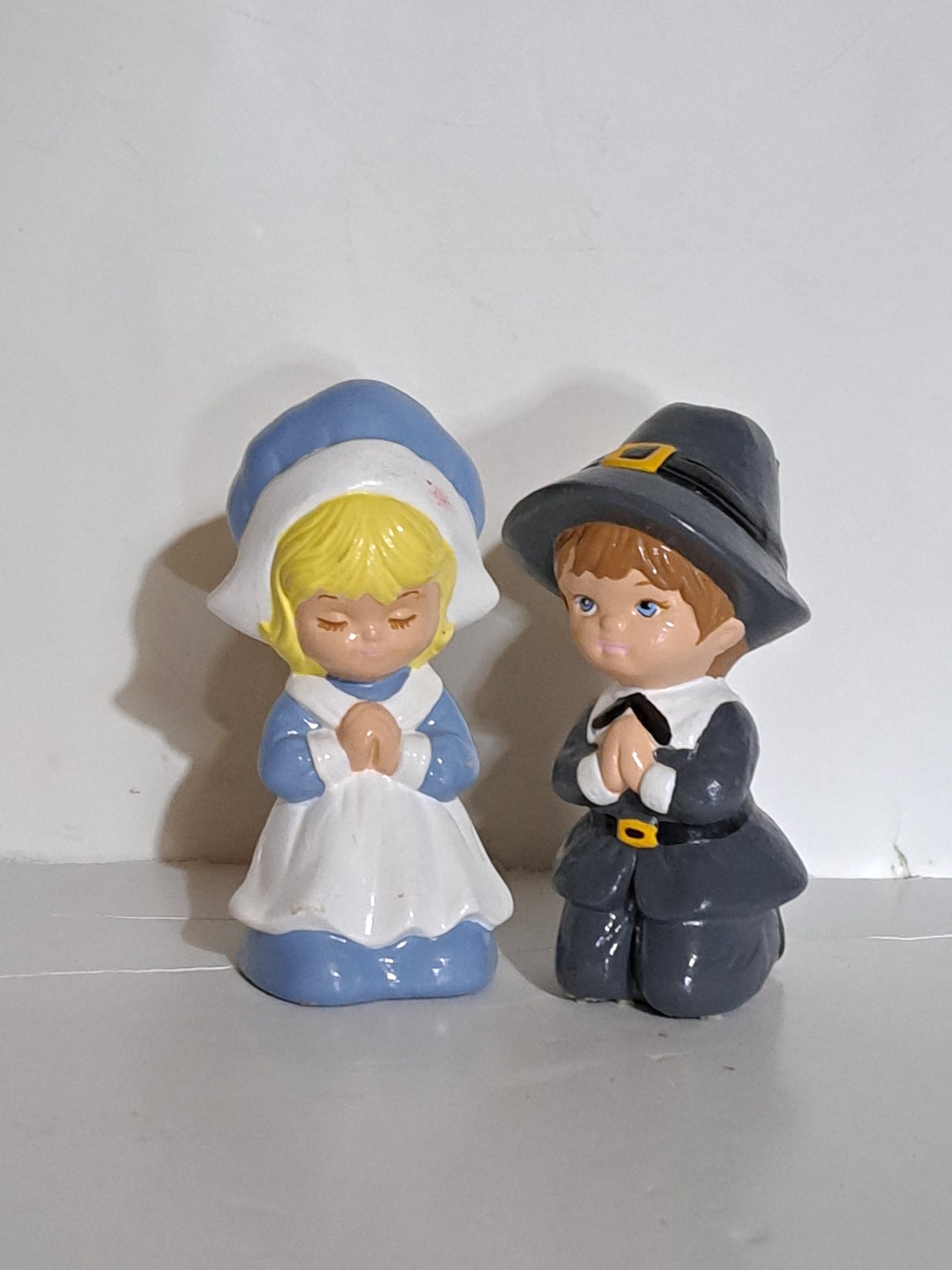 Vintage Hobbyist Small Pilgrim Figurines - Etsy
