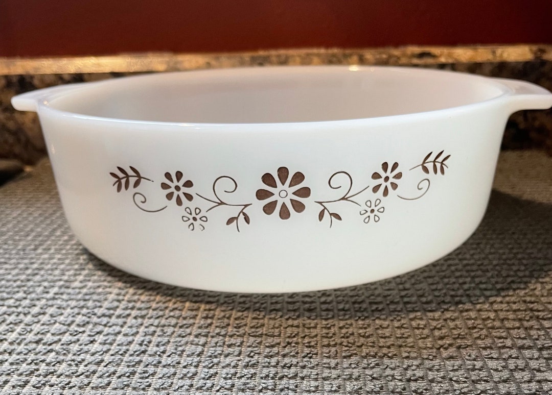 Vintage Dynaware Casserole Dish - Etsy