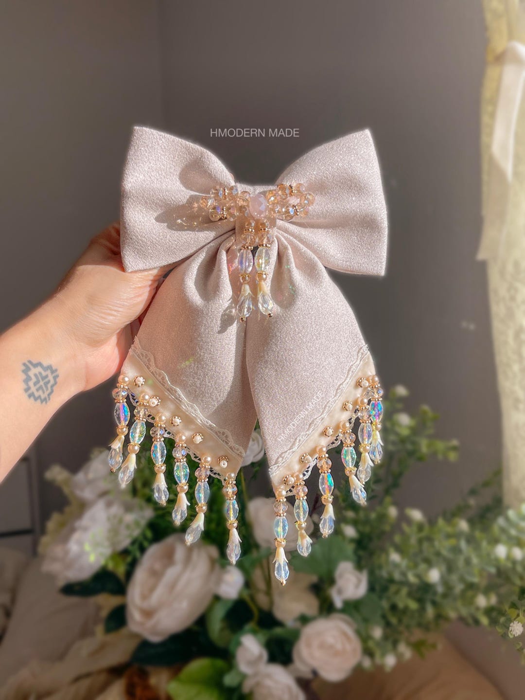 Hmong Shimmery Champagne Sailor Bow - Hmong Inspired Hair Bow - Etsy