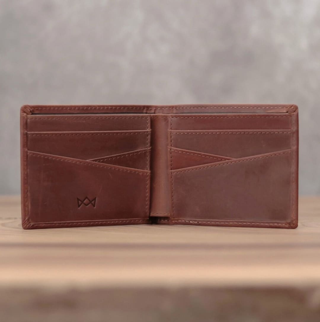 Full Grain Leather Bifold Mens Wallet With RFID, Personalized Initials ...