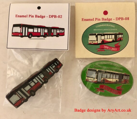 2 x Mercedes Citaro Artic Enamel Bus Badges London Br… - Gem