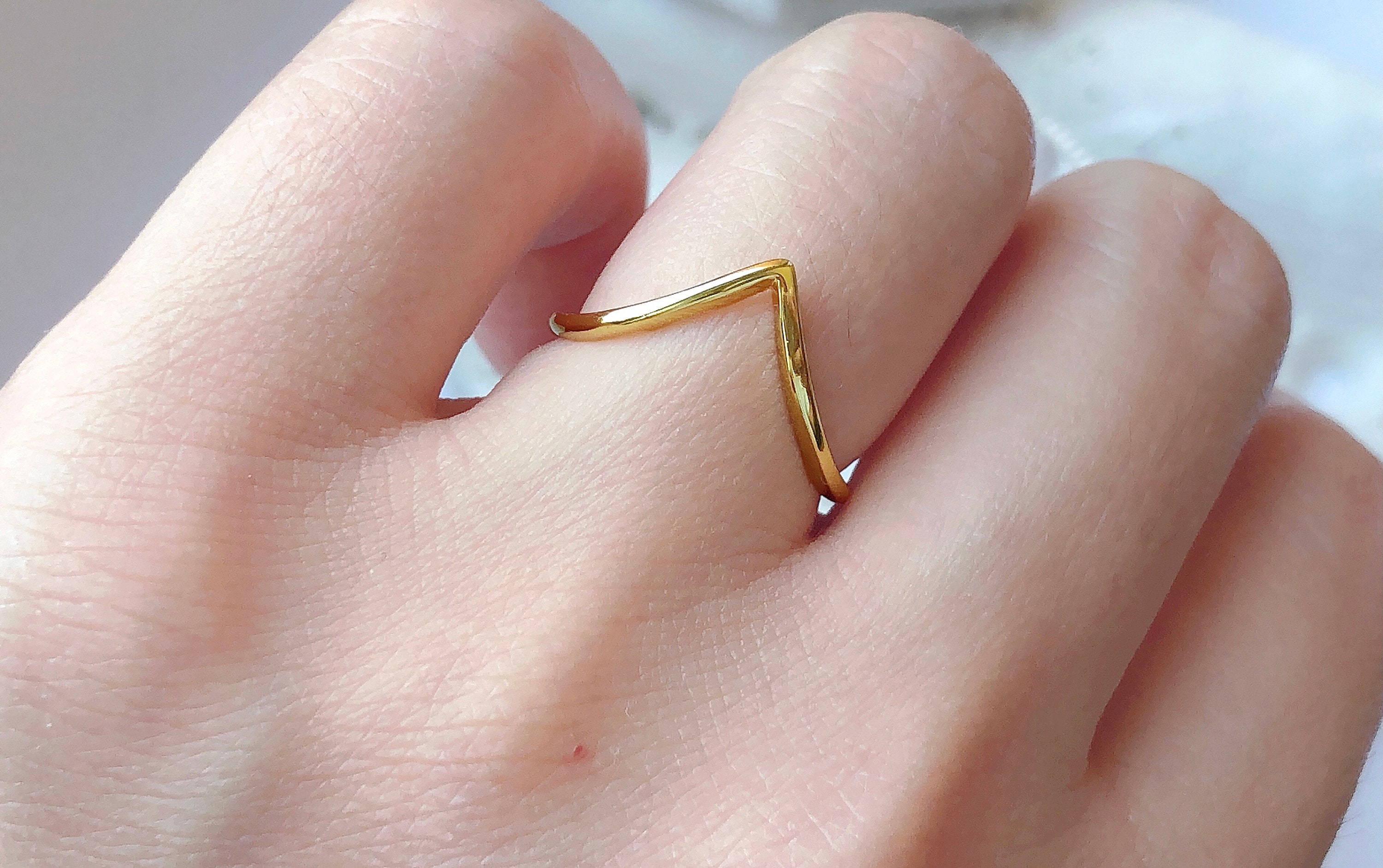 Gold Wedding Band V-shaped Gold Ring Stacking Engagement - Etsy