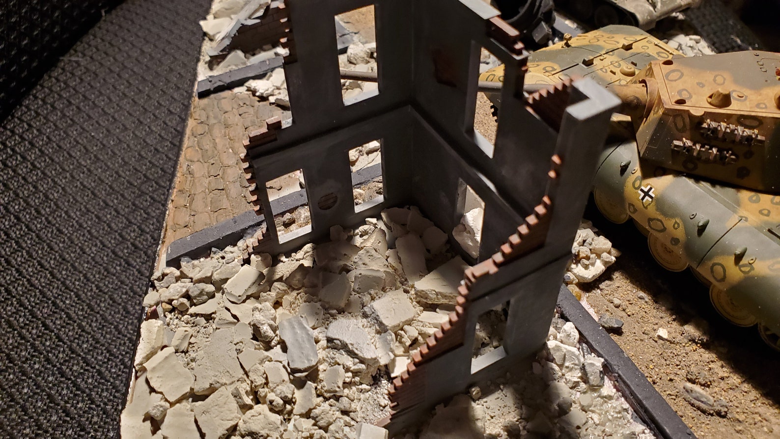 Pre-built Diorama of a German E-100 Super Heavy Tank 1/72 Scale Model - Etsy