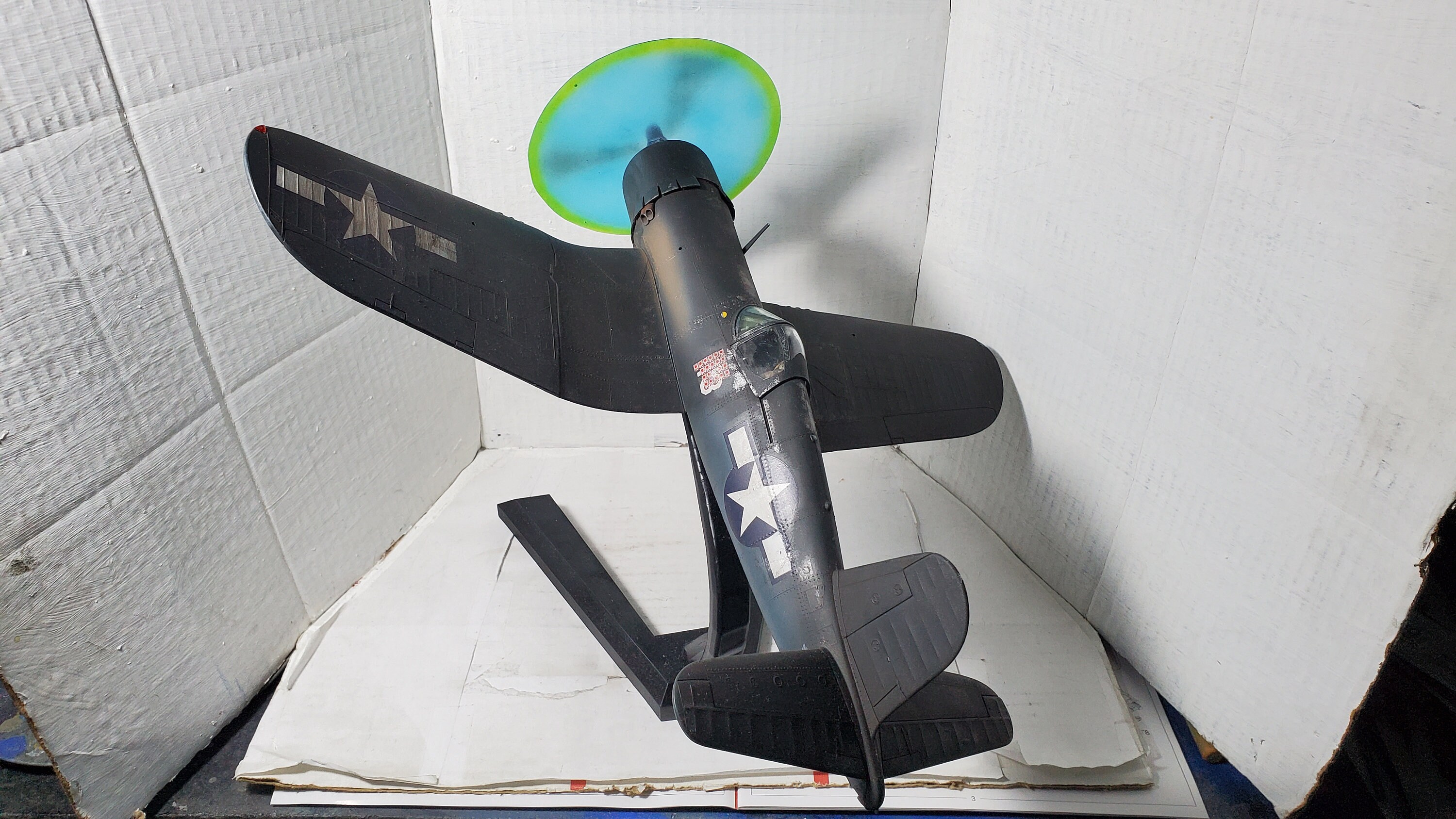 Pre-built US Navy Vought F4U-1A Corsair 1/32 Scale Model Fighter ...