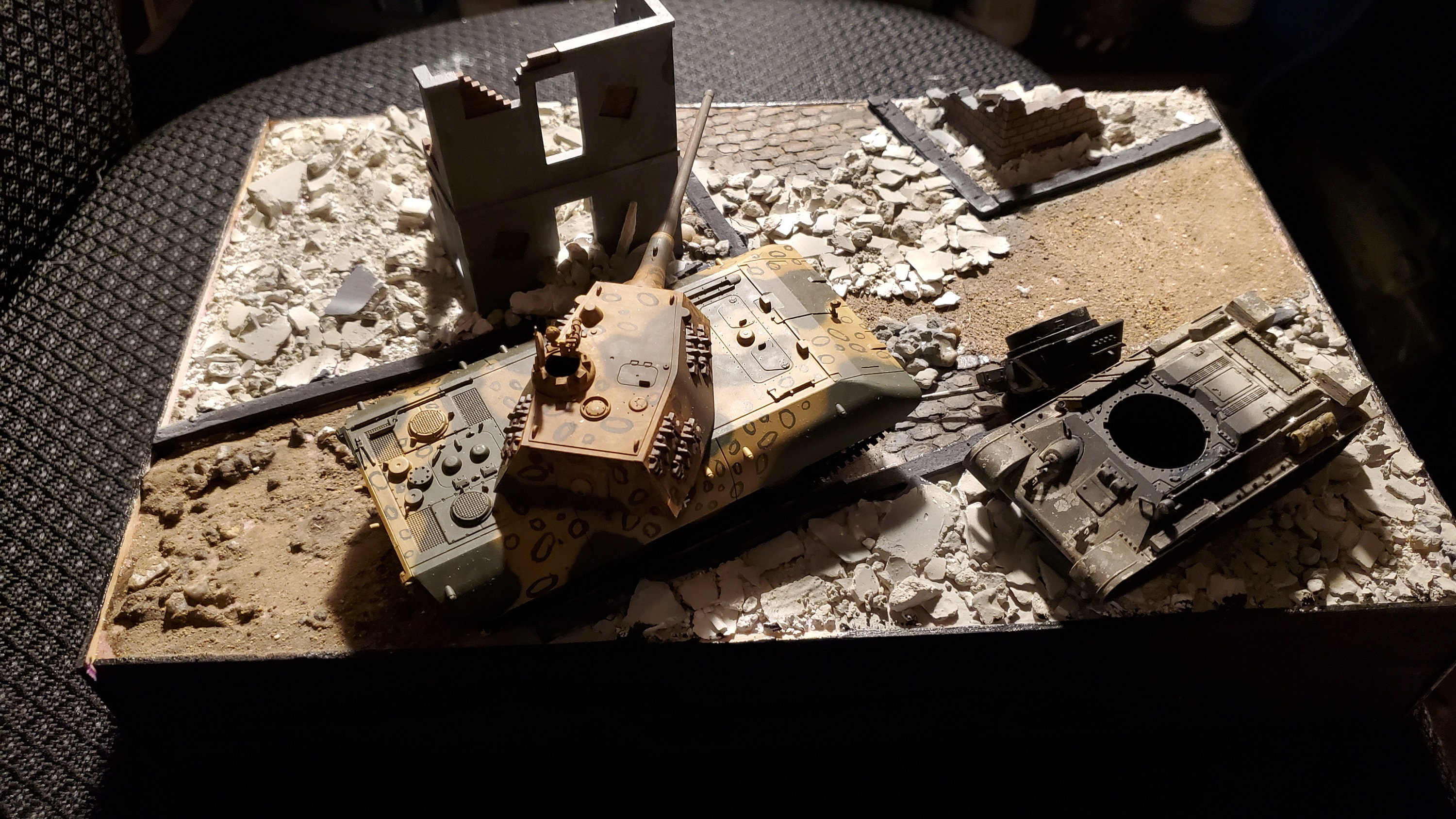 Pre-built Diorama of a German E-100 Super Heavy Tank 1/72 Scale Model - Etsy