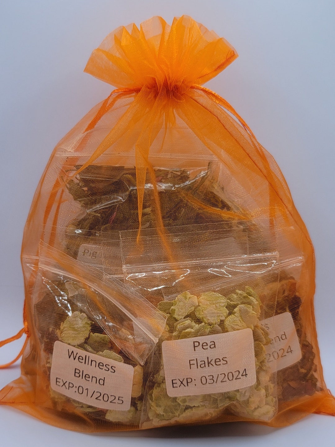 Picky Piggie Small Animal Sample Treat Pack Pea Flakes Carrots Pepper ...