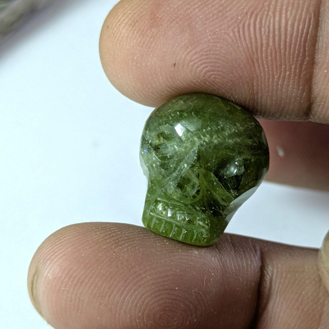 Hand Carved Peridot Skull Figurine: Natural Green Peridot Gemstone, New ...