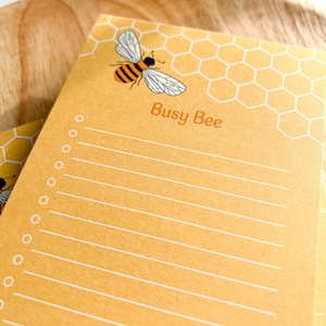 Busy Bee Notepad | Bee Honeycomb List Taking Notes Illustration Yellow ...