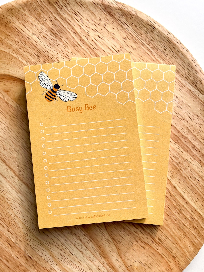 Busy Bee Notepad | Bee Honeycomb List Taking Notes Illustration Yellow ...
