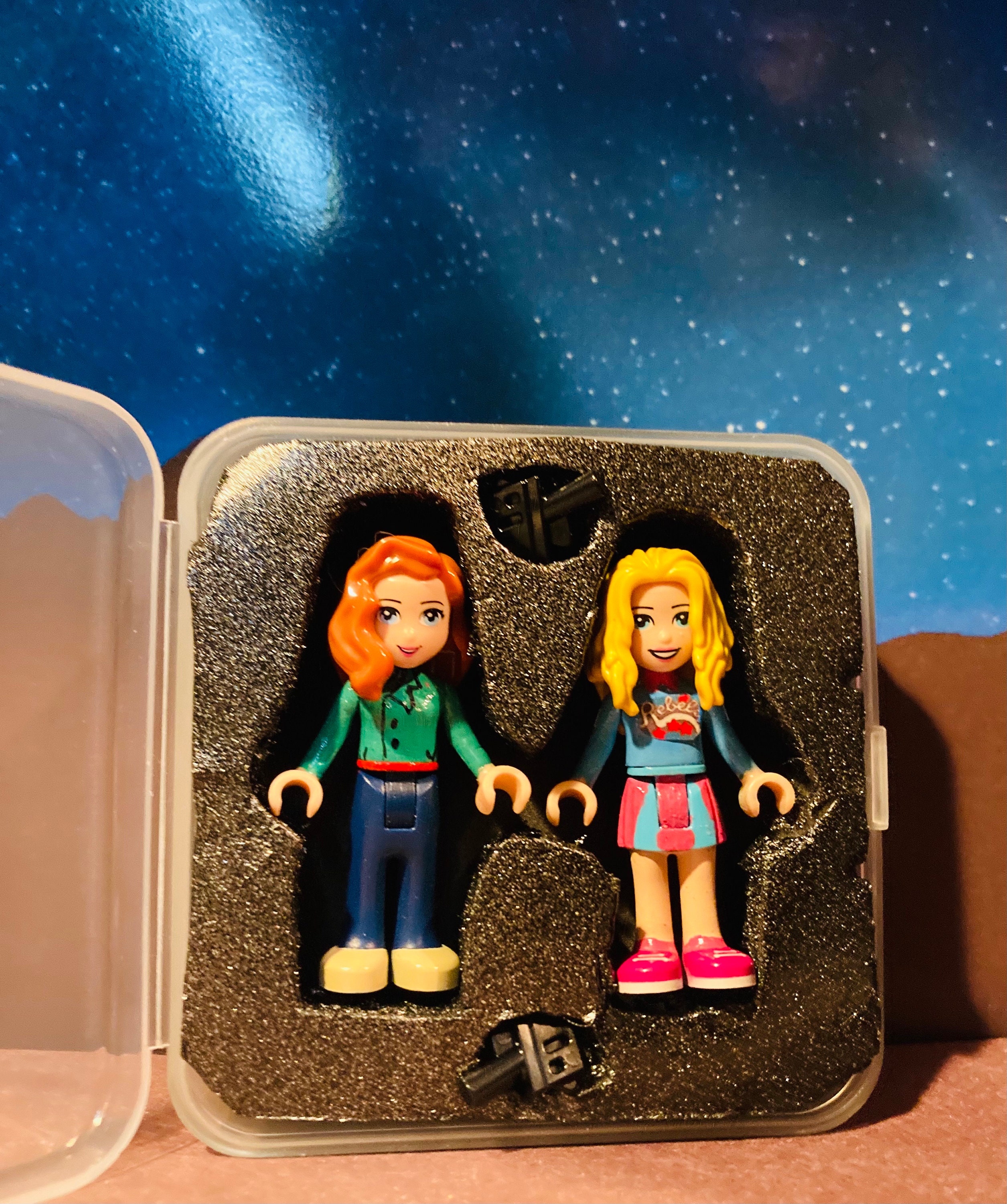 Custom Lego Minifigures of Sam and Reggie From Night of the Comet 1984 ...