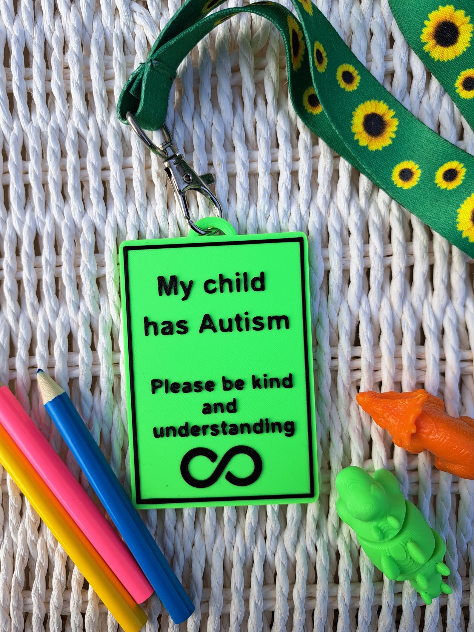 Autism ID Tag - My Child Has Autism Please Be Kind - Custom Keychain ...