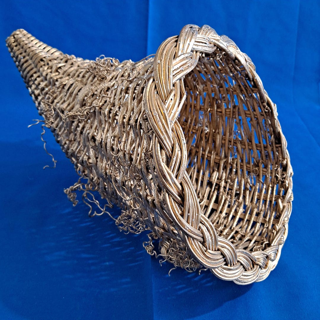 Vintage WICKER CORNUCOPIA BASKET 12" Horn of Plenty Decoration ...