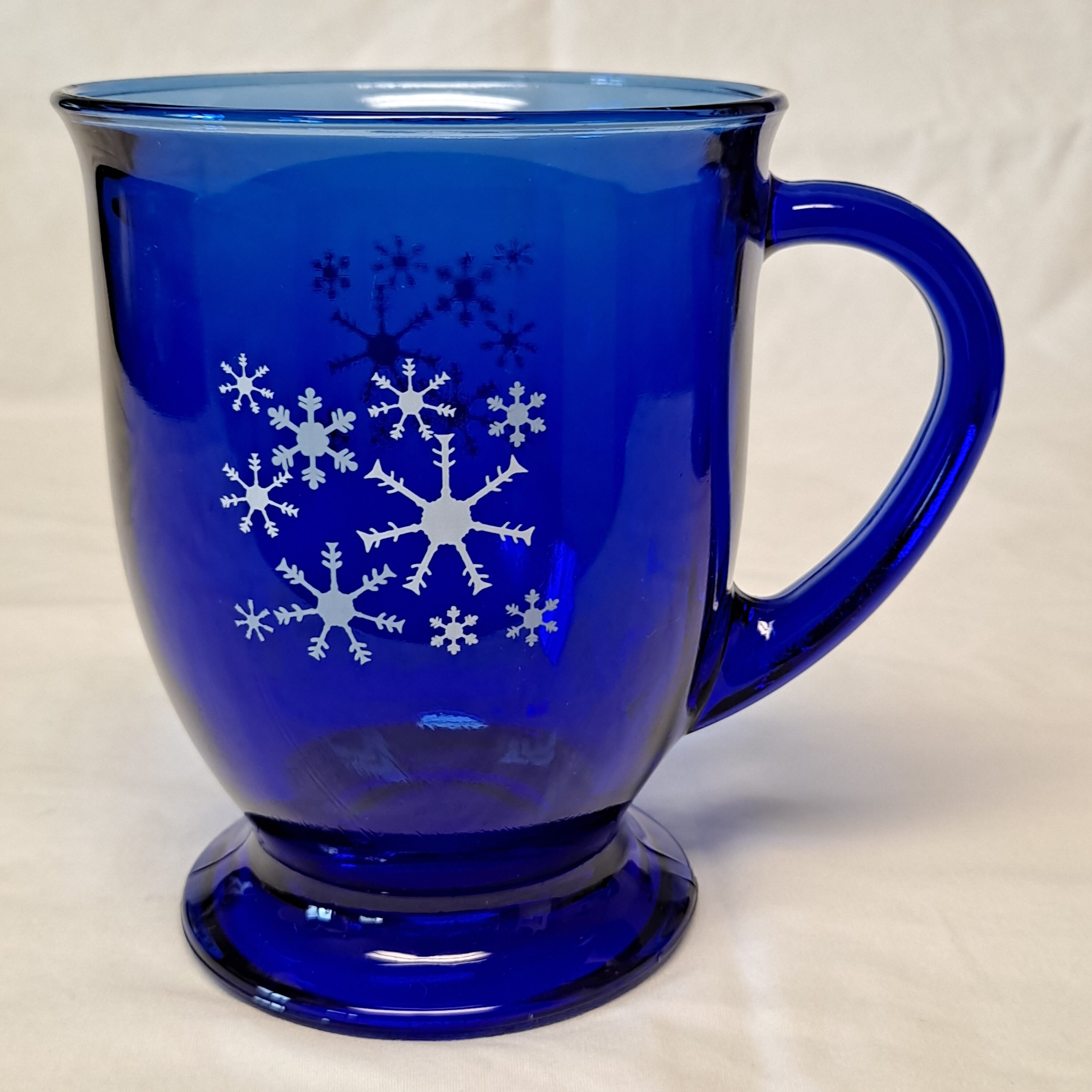 Vintage Lot 2 Cafe COBALT BLUE SNOWFLAKE Pedestal Glass Mug 16 Oz ...