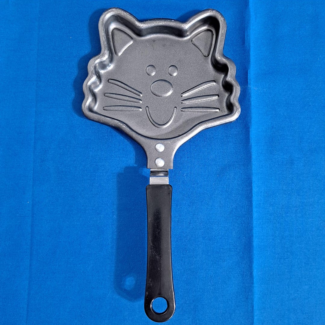 CAT Shaped PANCAKE SKILLET Egg Pan Kitty Non-stick Chocolate Mold Candy ...