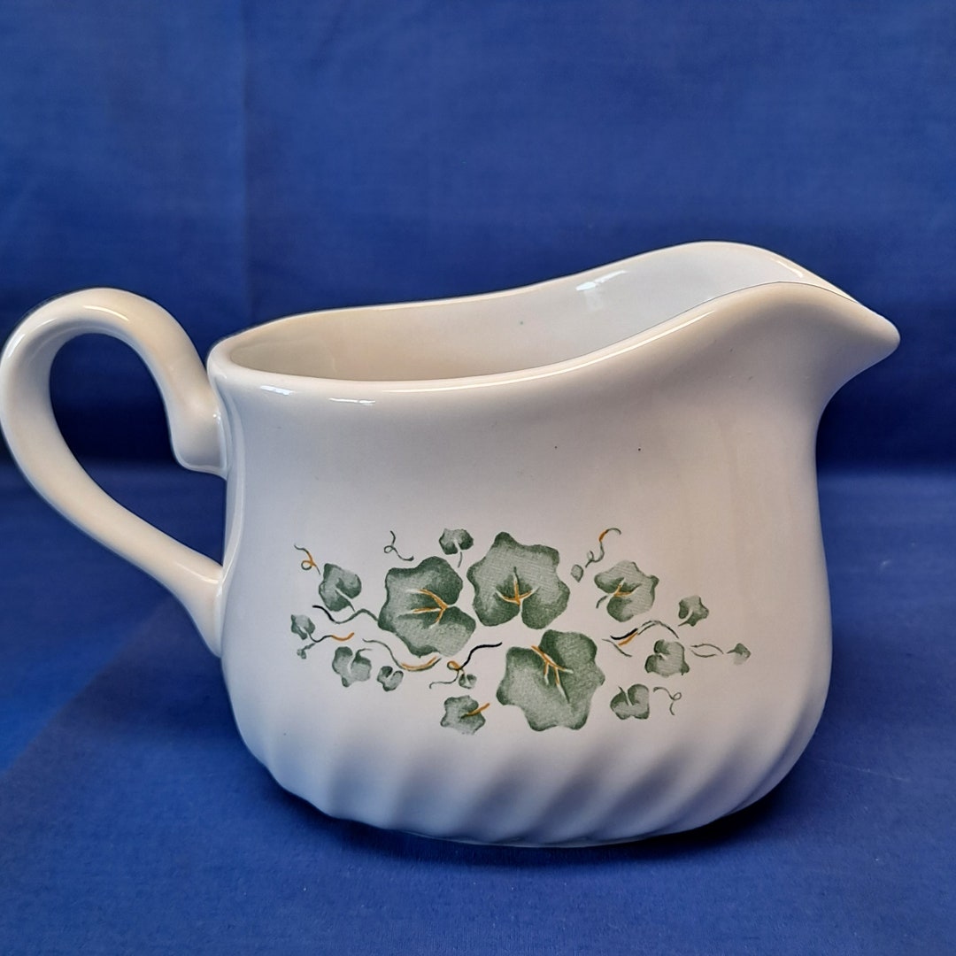 Corelle Coordinates CALLAWAY GRAVY BOAT Stoneware Green Ivy Bowl Dish ...
