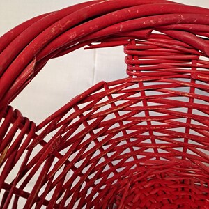 Vintage Red Wicker SMALL LAUNDRY BASKET Handled Oval Clothes Storage ...
