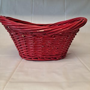 Vintage Red Wicker SMALL LAUNDRY BASKET Handled Oval Clothes Storage ...