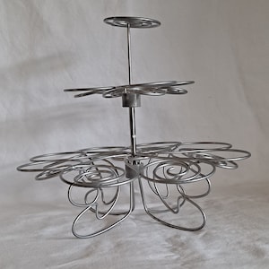 Metal 3 TIER CUPCAKE STAND Dessert Holder Display Wire Holds 13 Muffin ...