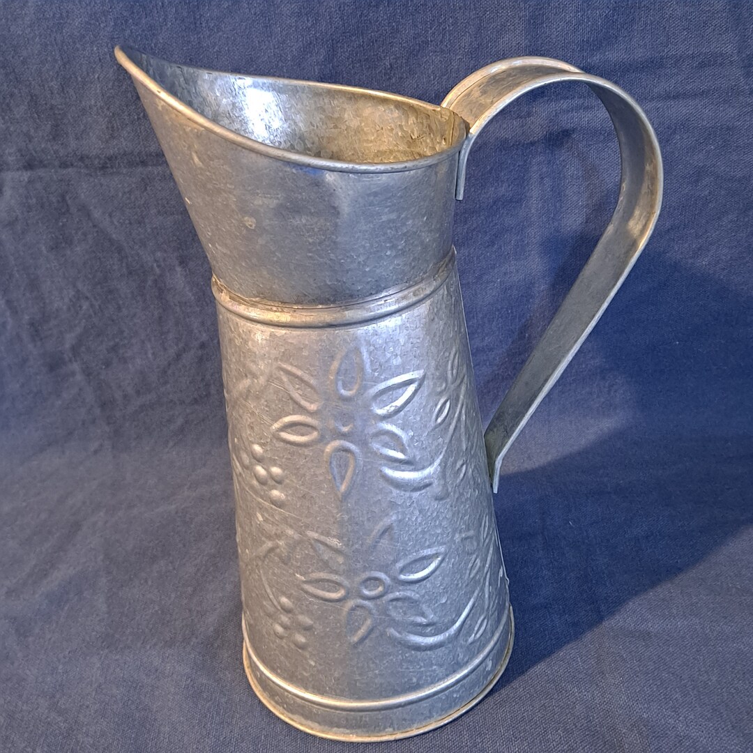 HOSLEY Galvanized METAL PITCHER Vase Watering Can Rustic Tin Farmhouse ...