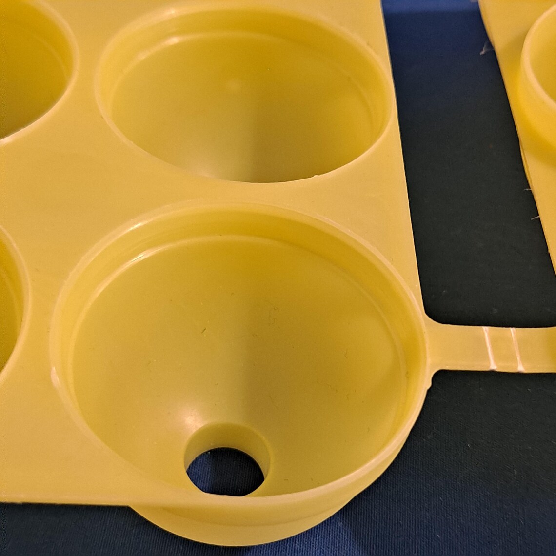 Jello Jigglers EASTER EGG MOLD Jell-o 6 Shaped Shots Candy Gelatin ...