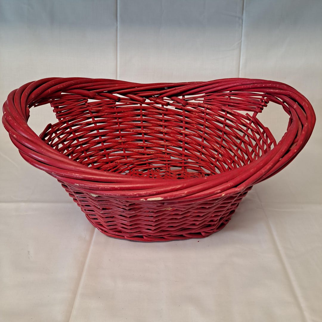 Vintage Red Wicker SMALL LAUNDRY BASKET Handled Oval Clothes Storage ...