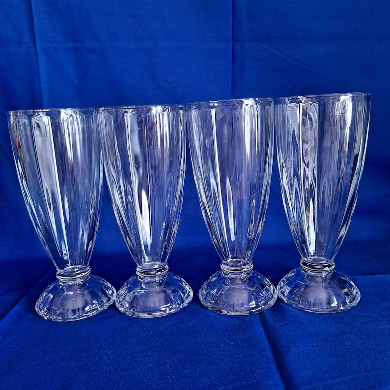 Vintage 4 MILKSHAKE GLASSES Soda Fountain Ice Cream Float - Etsy