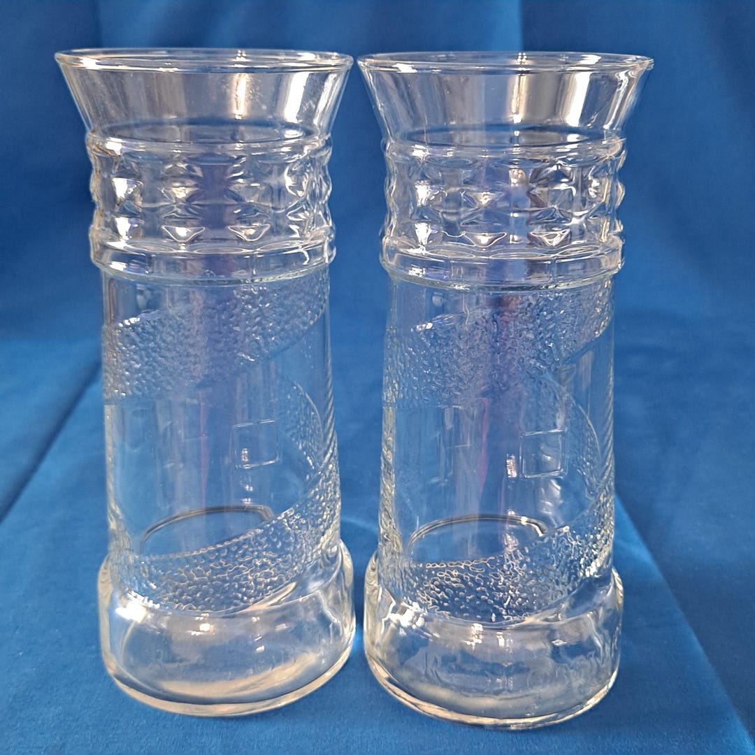 Lot 2 Vintage Red Lobster Lighthouse CRABFEST GLASSES Drink Light House 6 1/2" Glass Light House ...