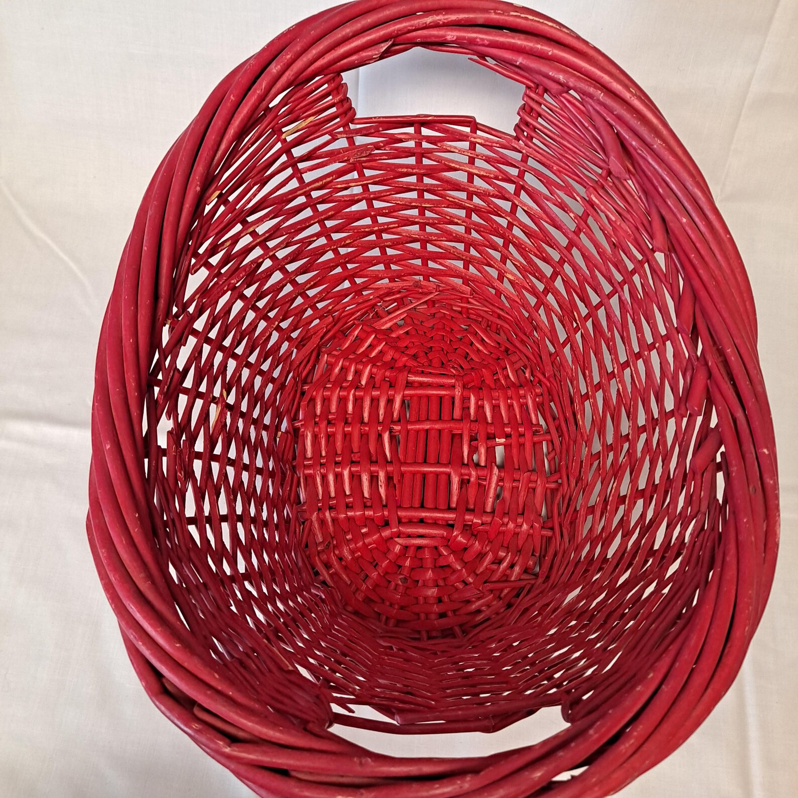 Vintage Red Wicker SMALL LAUNDRY BASKET Handled Oval Clothes Storage ...