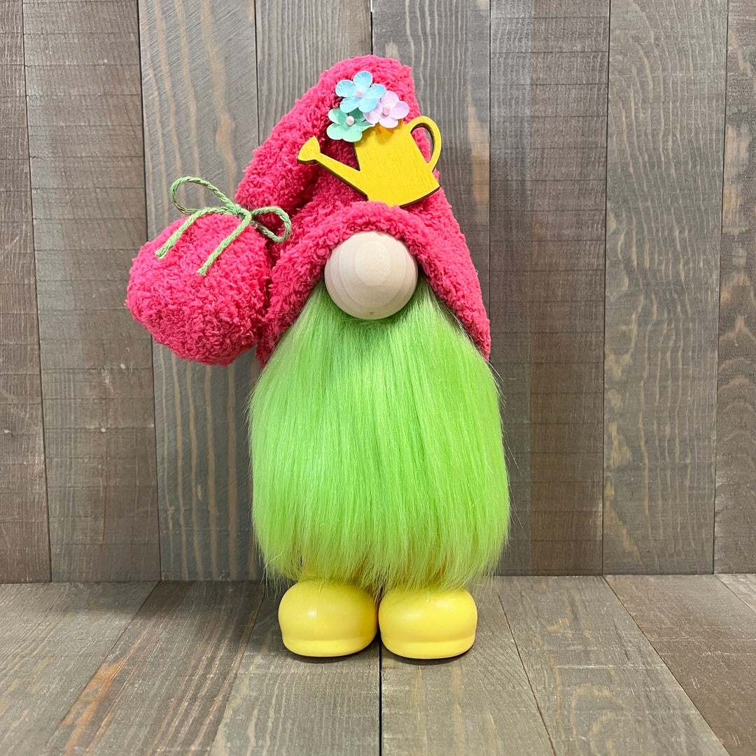 April Showers Gnome, Spring Gnome, Floral Gnome - Etsy