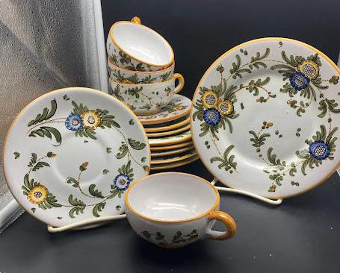 Italian Pottery Dish Set 6- 7.5 Inch Plates and 4 Cups With Saucer - Etsy