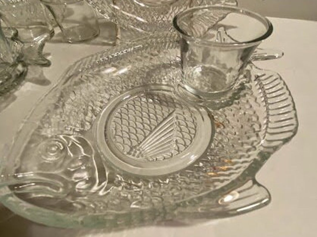 Glass Fish Plates With Matching Glass Cups ~ Appetizer Plates ~ Seafood ...
