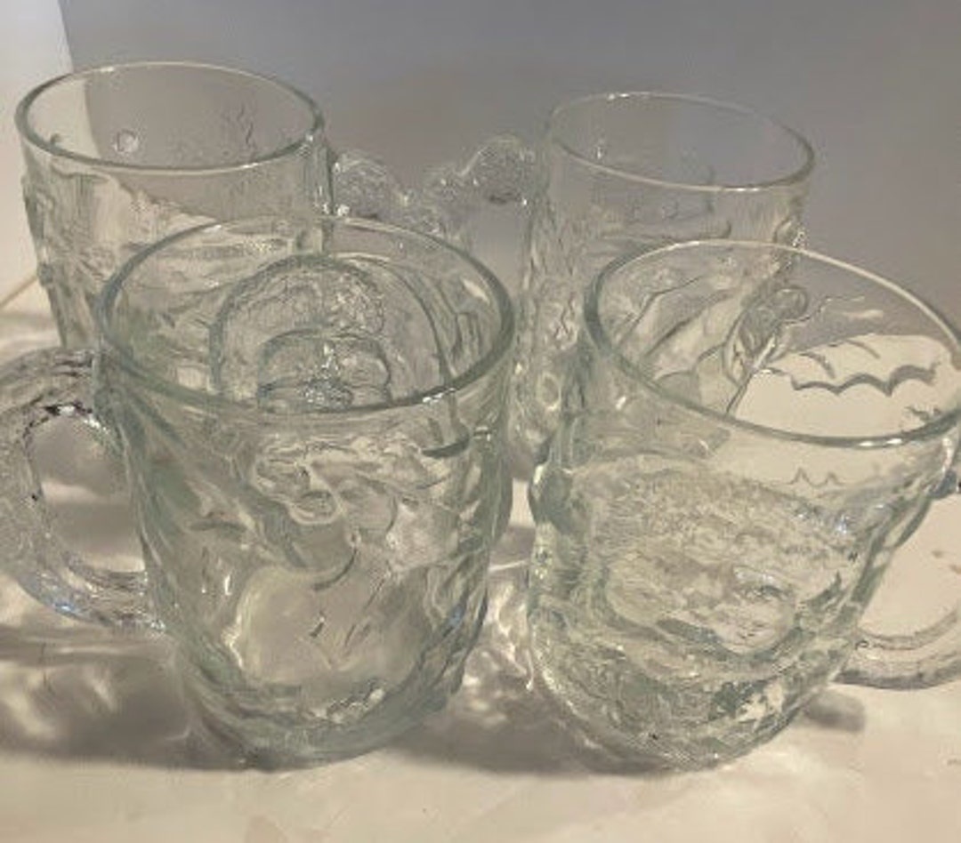 Luminarc Clear Christmas Themed Glass Mugs, Santa and Snowman. Set of 4 ...