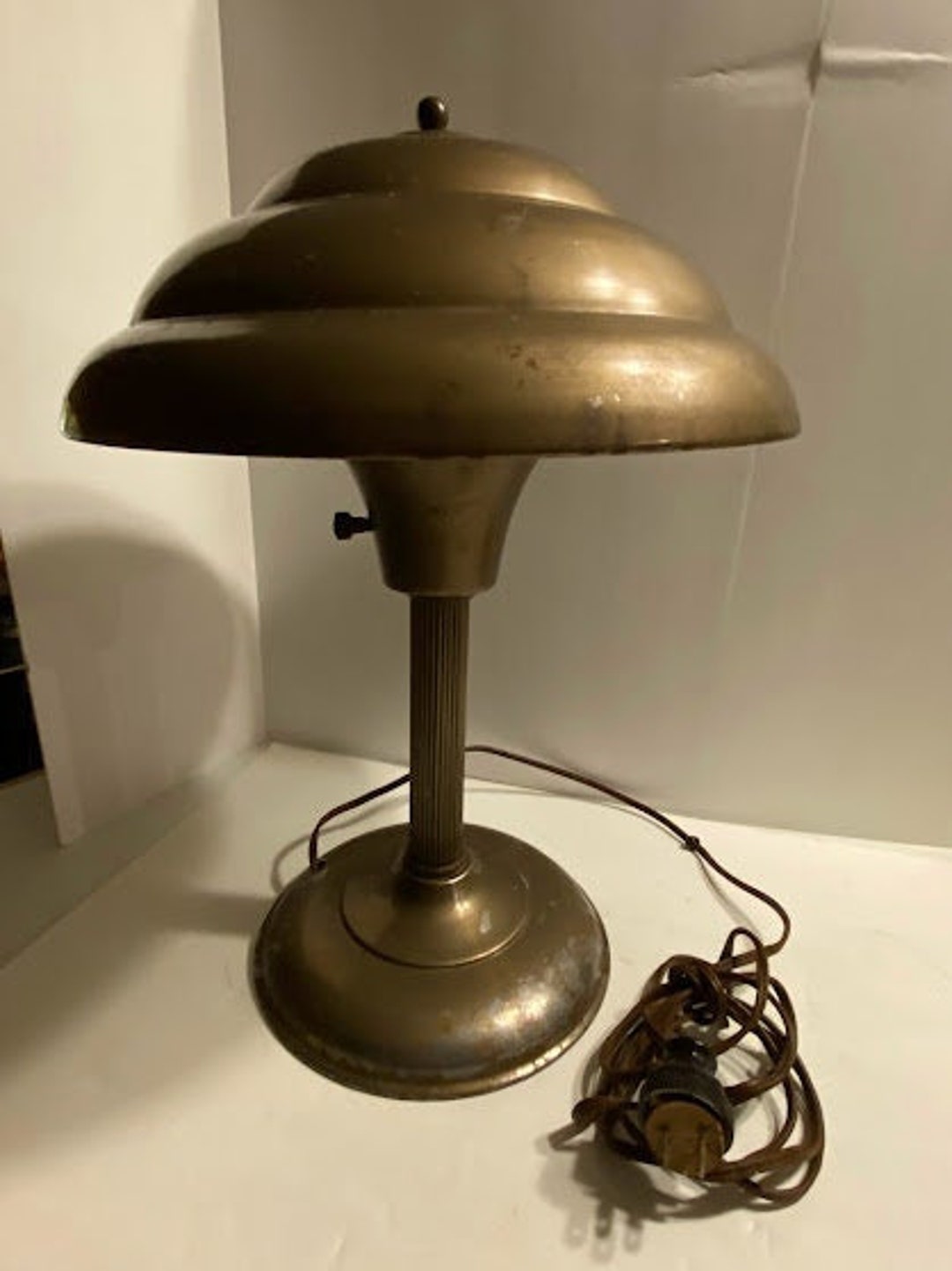 Vintage Metal Space Ship Table Lamp Needs Rewiring - Etsy