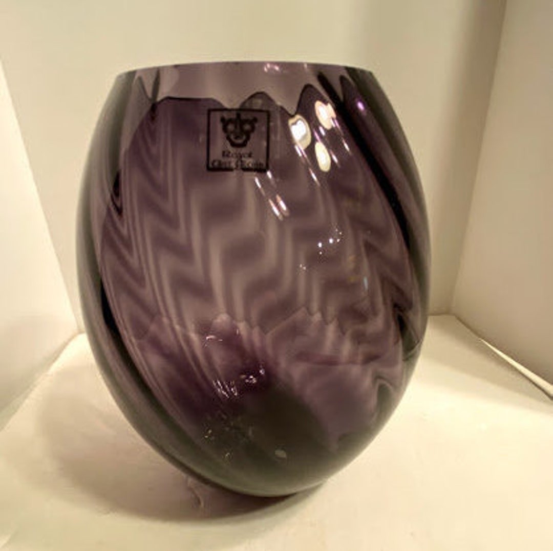 Hand Blown Amethyst Swirl Glass Vase - Royal Art Glass - Etsy
