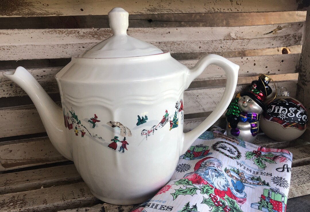 Farberware White Christmas '95 Vintage Tea Pot, by Katherine Babanovsky ...