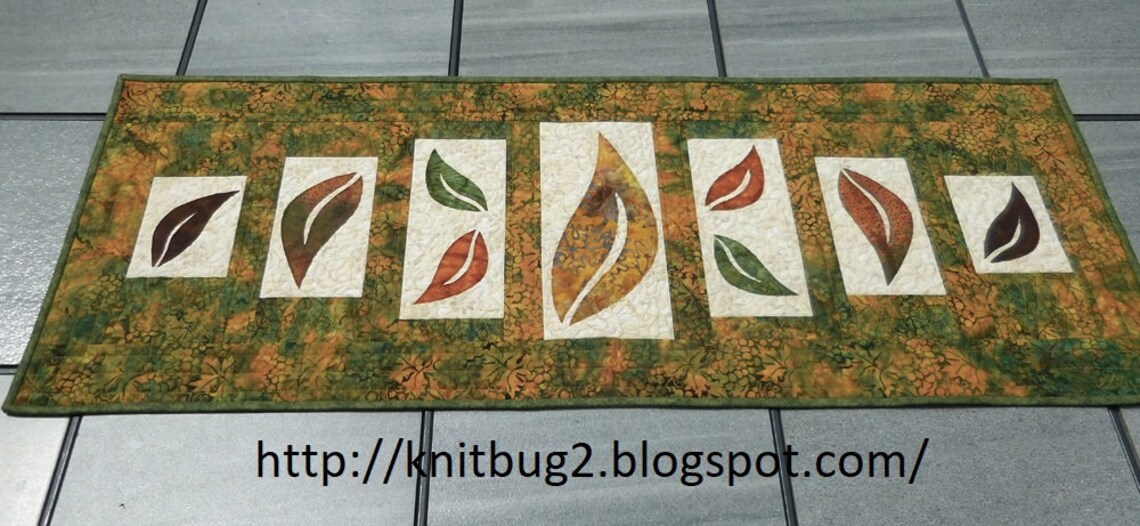 Fall Leaf Table Runner Pattern, Digital, PDF, Leaves, Falling for You ...
