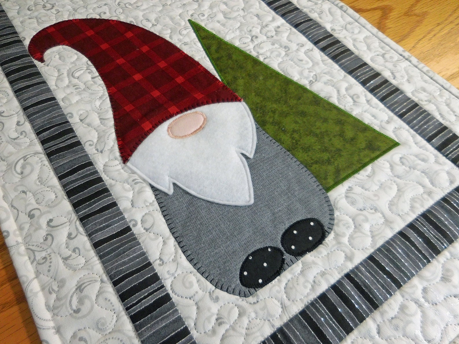 Digital Gnome Table Runner Pattern, PDF, Winter, Christmas - Etsy Australia