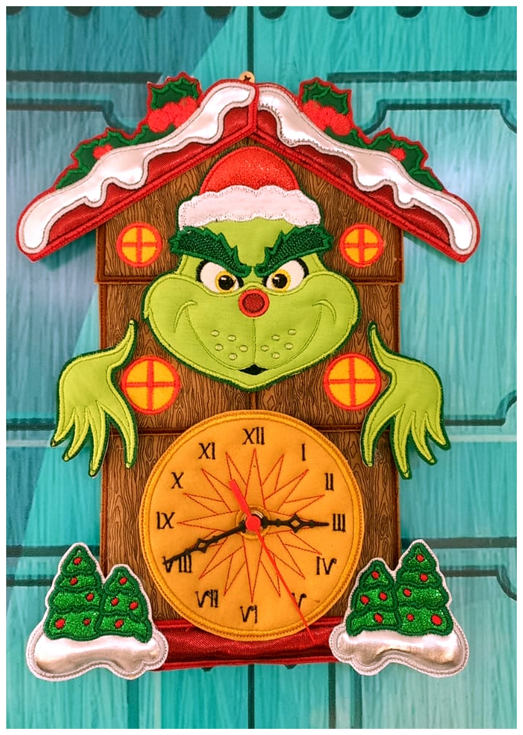 The Grinch Clock ITH Machine Embroidery Design, Embroidery Files ...