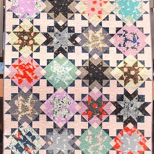 The Maggie Quilt Pattern by Erica Jackman of Kitchen Table Quilting - Etsy