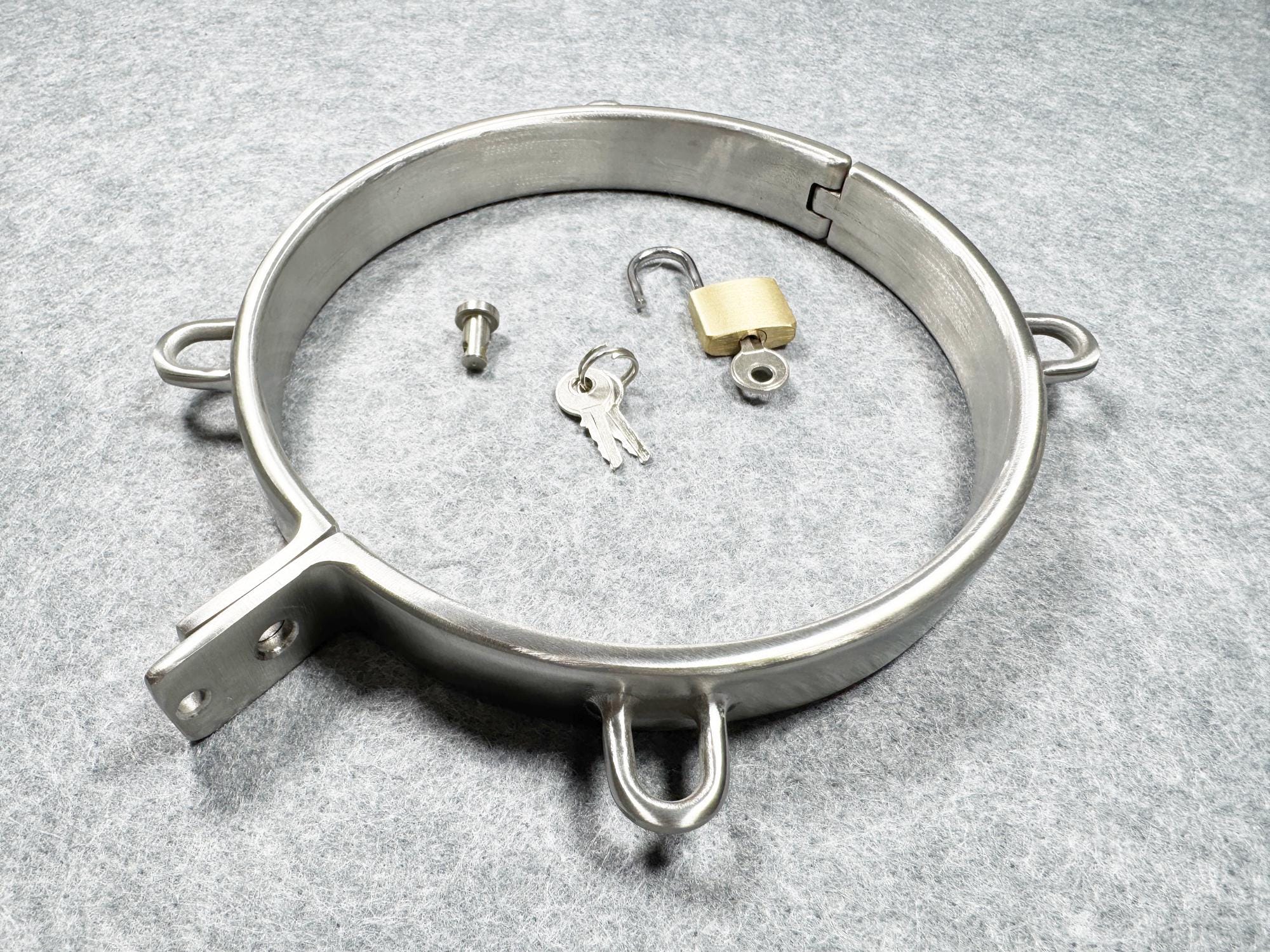 Handmade Stainless Steel Locking Neck Collar: Hinged, Four-eared, Day ...