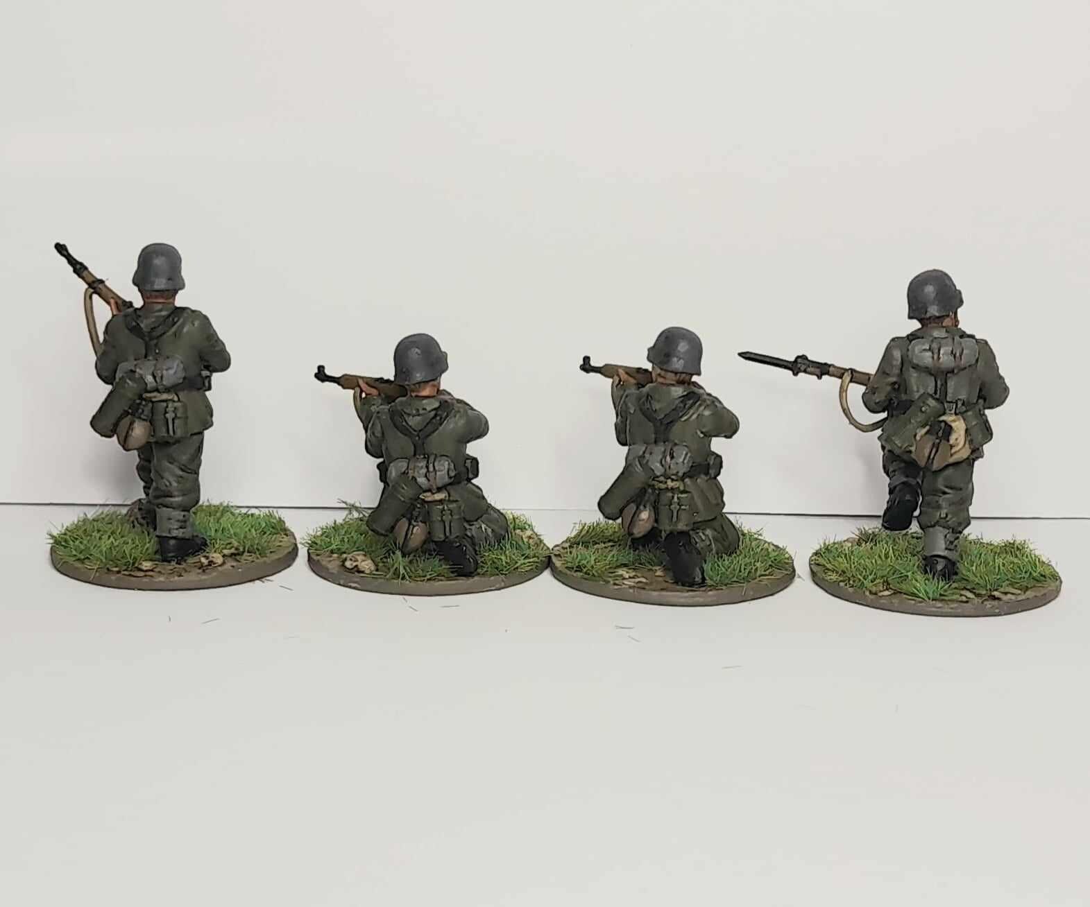 WW2 German Riflemen 01 X 8_hand Painted_28mm_bolt Action - Etsy