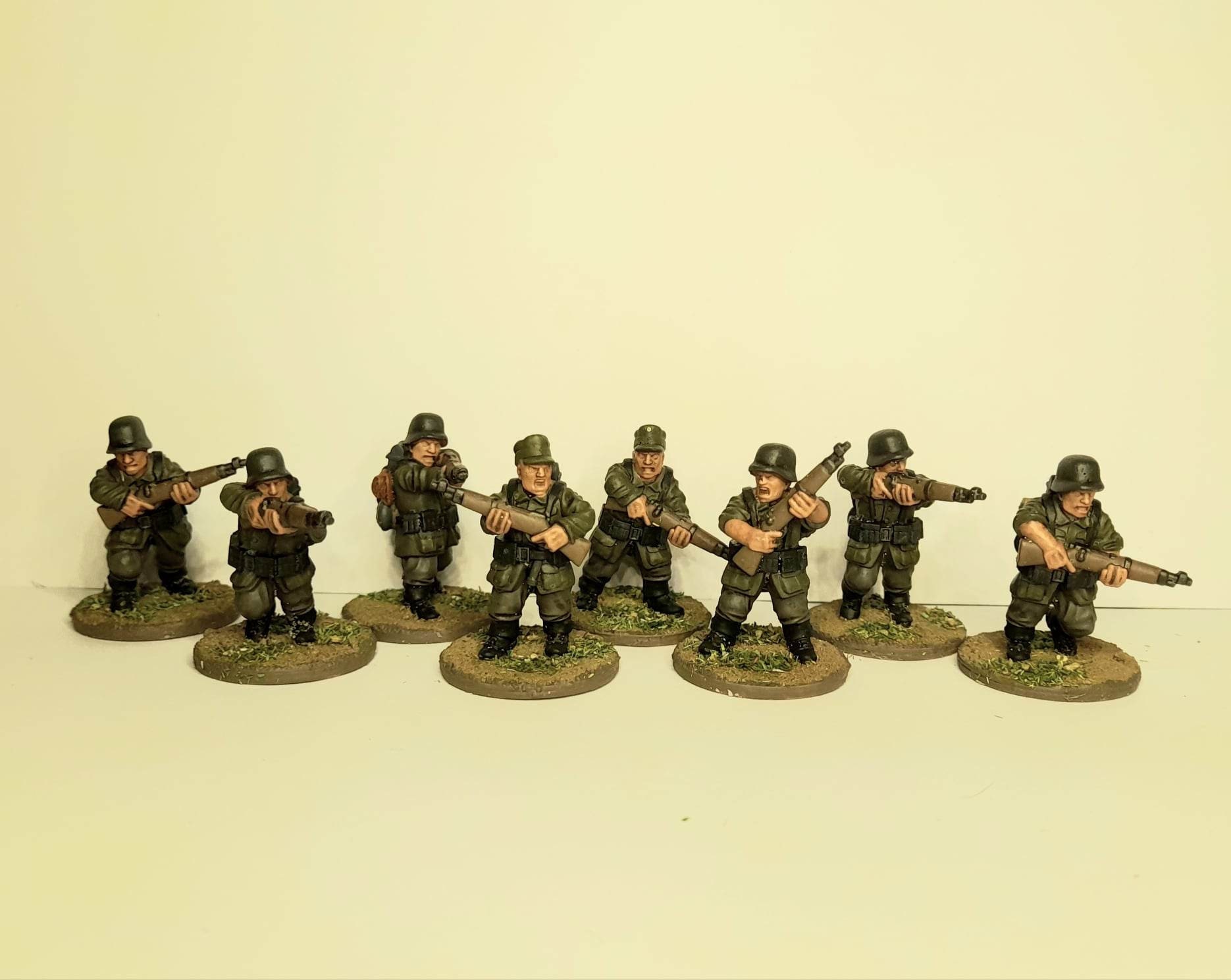 WW2 German Rifle Team X 8-pre Painted-28mm-bolt Action-march to Hell - Etsy