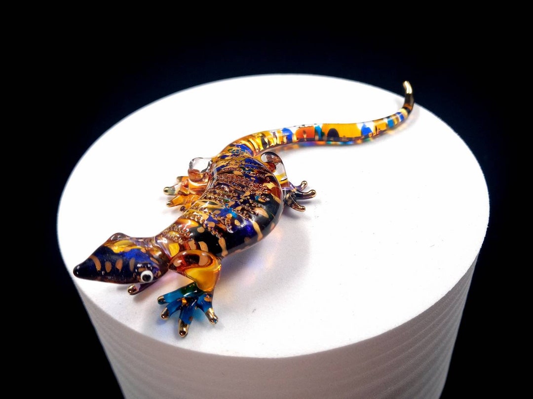 Tiny Lizard, Blue and Yellow Camouflage Lizard, Glass Lizard, Glass ...