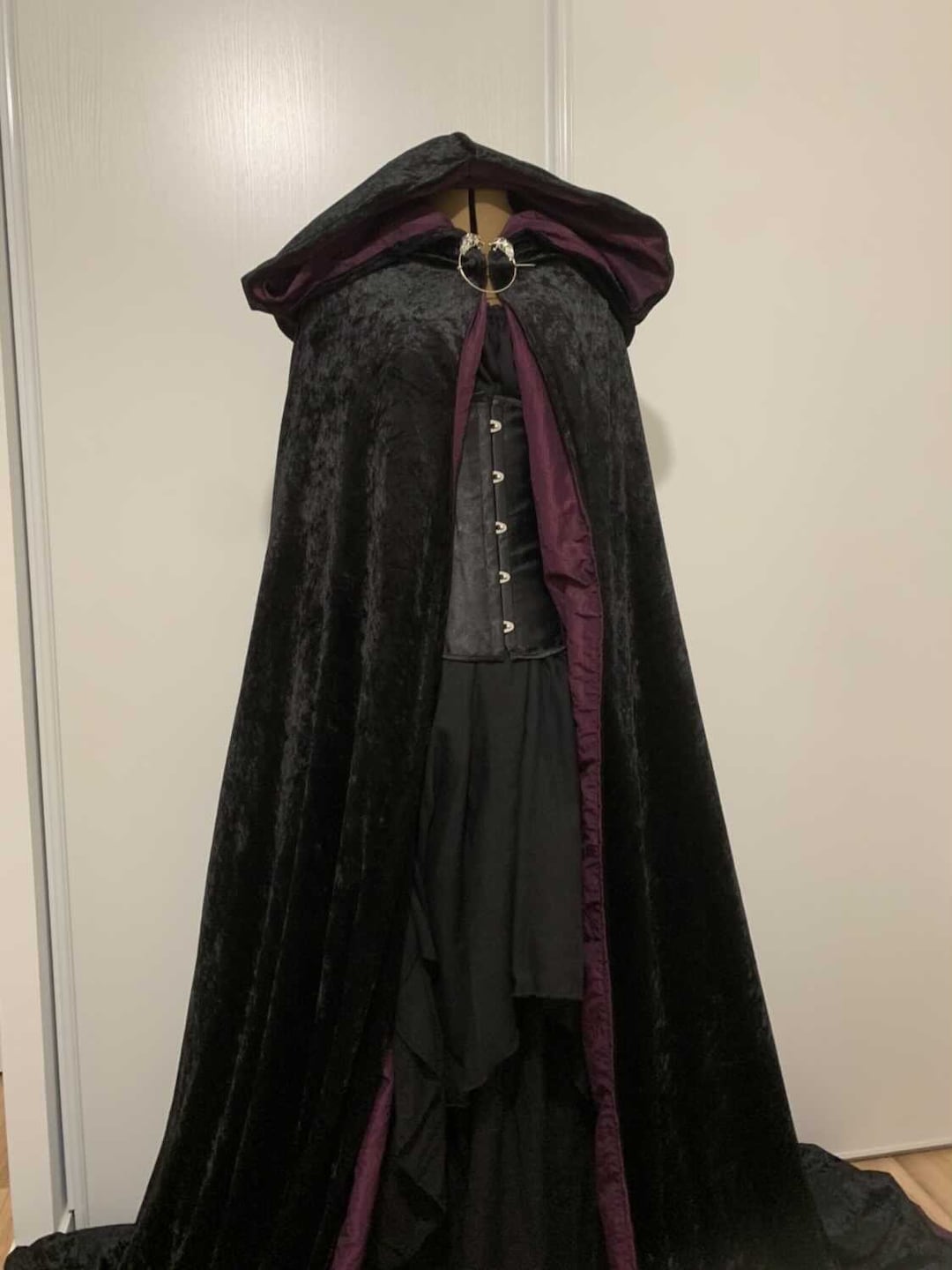 Dark Magic: Medieval Princess/witch Cape in Lined Velvet. - Etsy