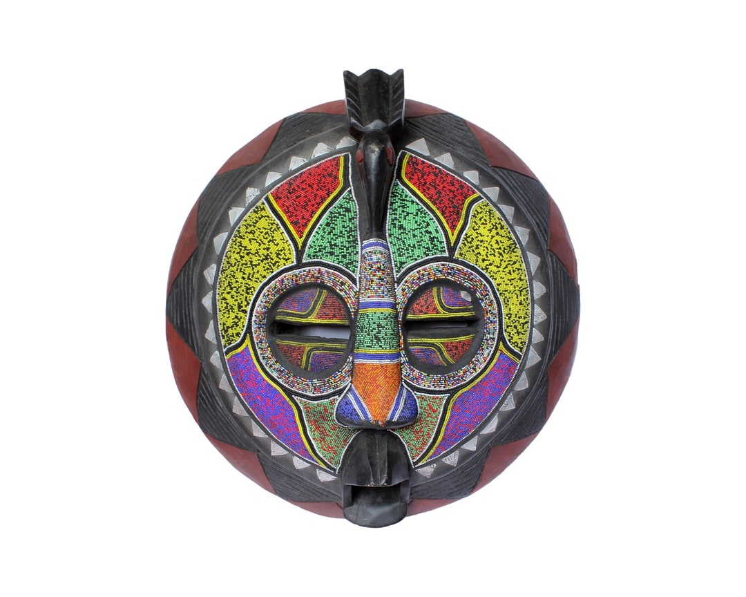 25" Round Ghana Beaded Mask | African Mask | Ashanti Tribe - Etsy