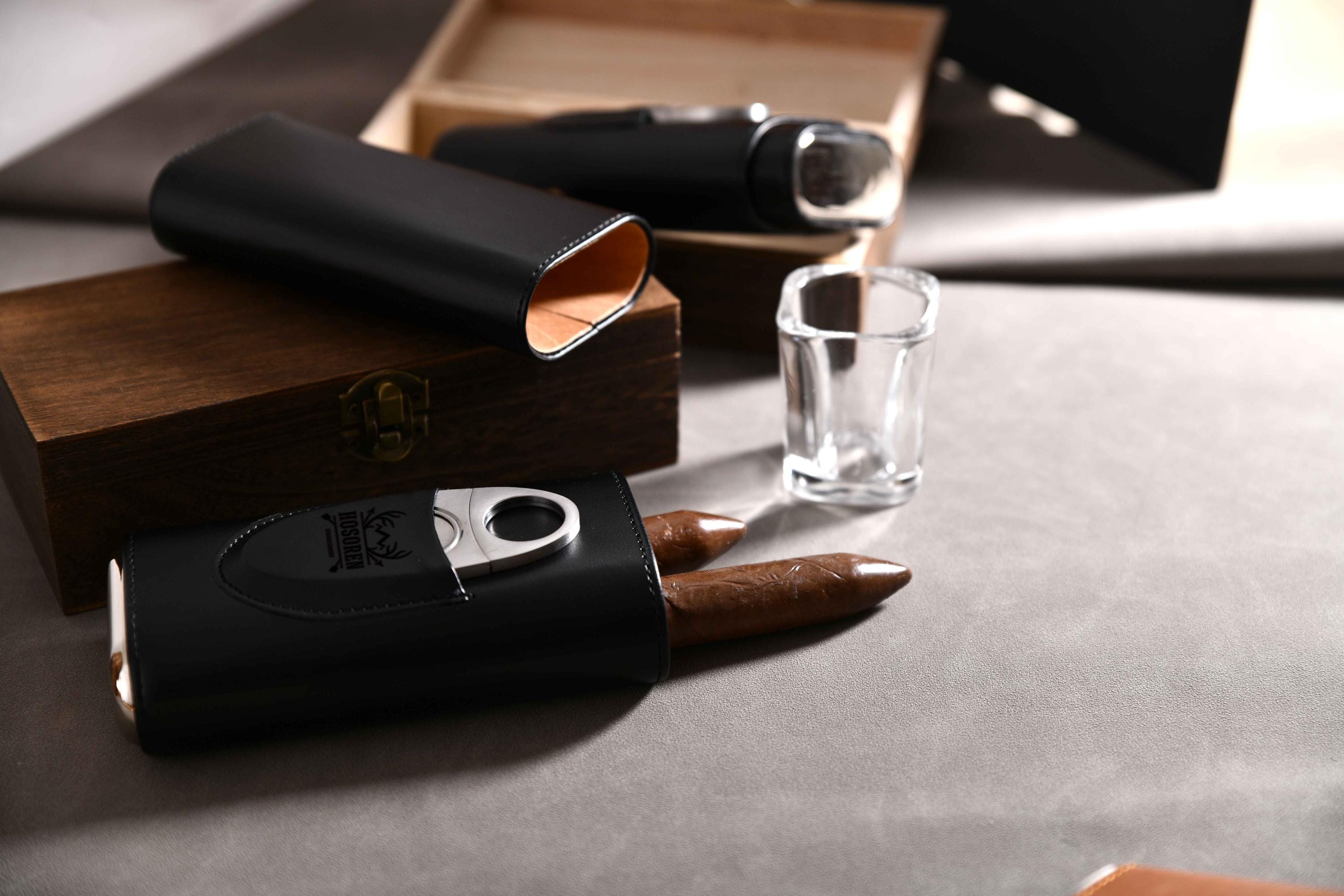Custom Leather Cigar Case - Personalized Groomsmen Treat - Engraved ...
