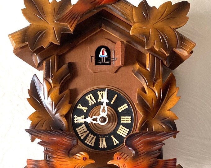 WORKING Beautiful, Vintage “bird in the Nest” Cuckoo Clock. Hand Carved ...